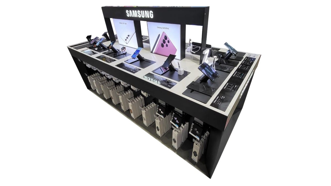 Samsung 360 Play Tables - id8 Studio