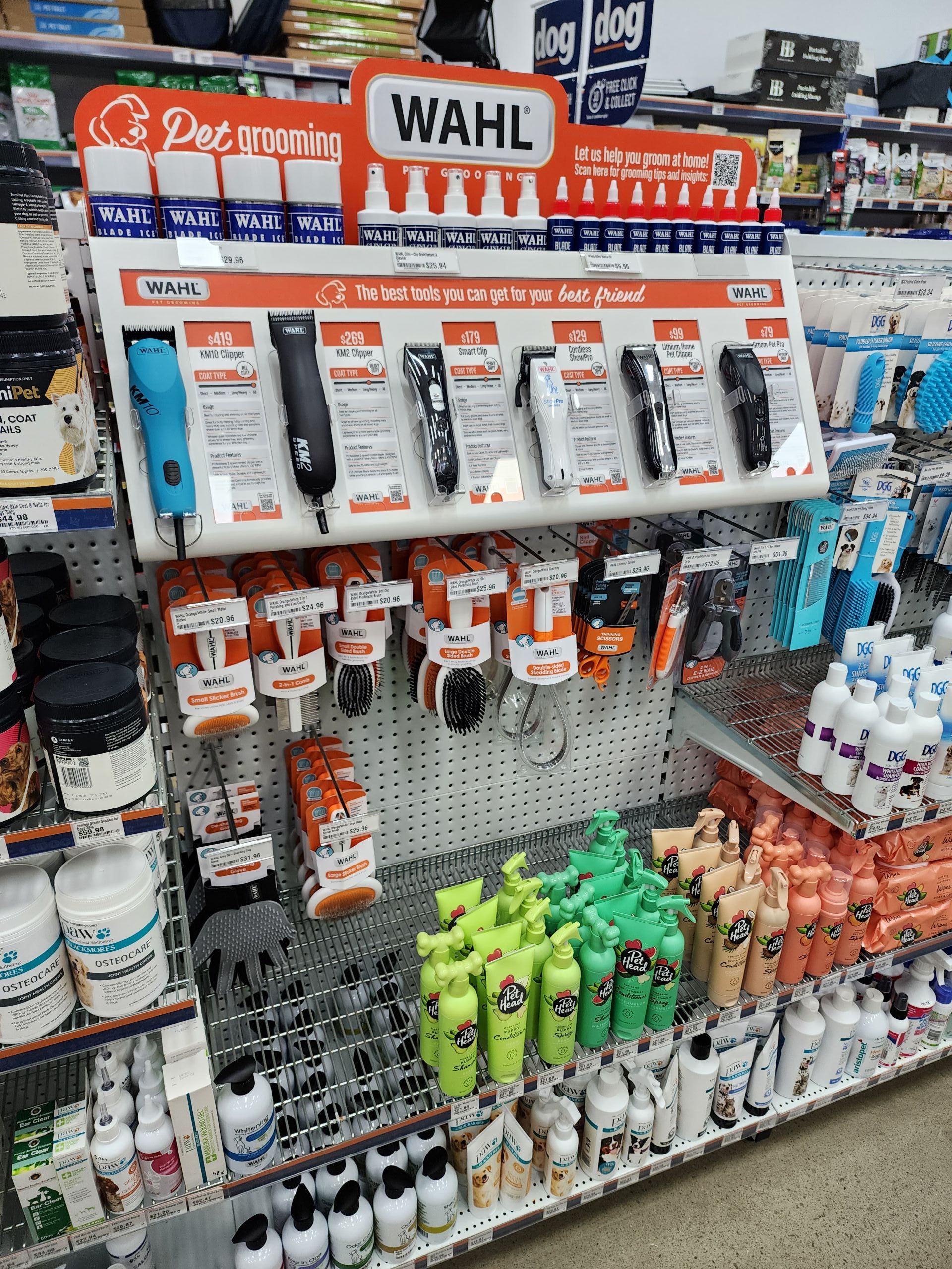 WAHL Pet Grooming Display - id8 Studio